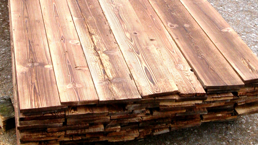 Altholzverschalung geflämmt, gebürstet, besäumt - Altholzcenter ...